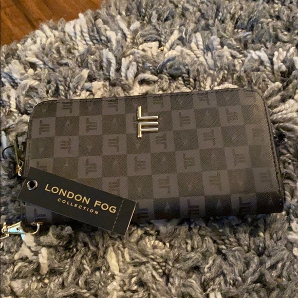 London Fog | Bags | London Fog Amelia Zip Around Wristlet Wallet | Poshmark